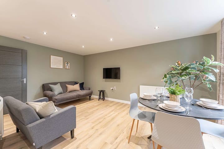 Stylish 1br Apartment | Maple Apartments, Derby - Derby