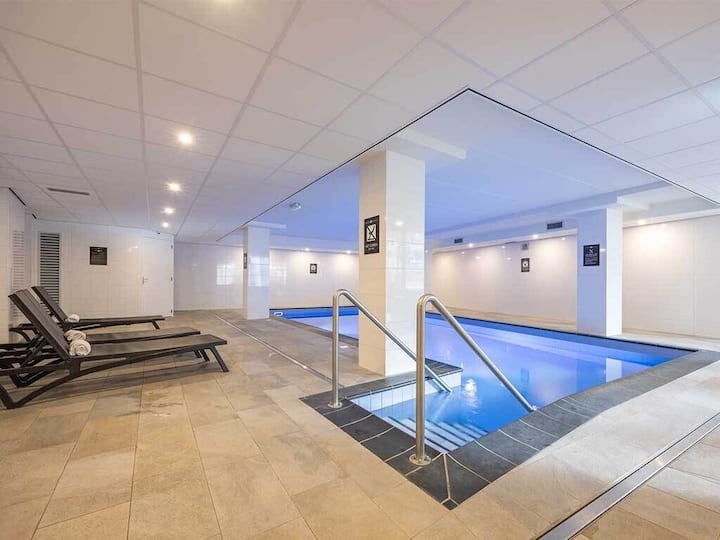 Quiet Room With Wellness Amenities And Indoor Pool - Schoorl