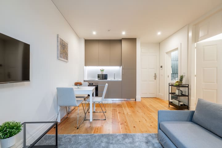 Hostwise - Stylish & Cozy Flat - Guimarães