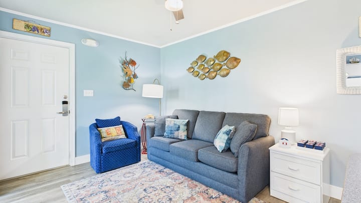 Beachside Daze 812-coastal Comfort-sleeps 6 - Seaside, FL