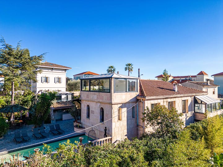 Luxueuse Villa 6 Chambres Avec Piscine & Sauna - Cannes
