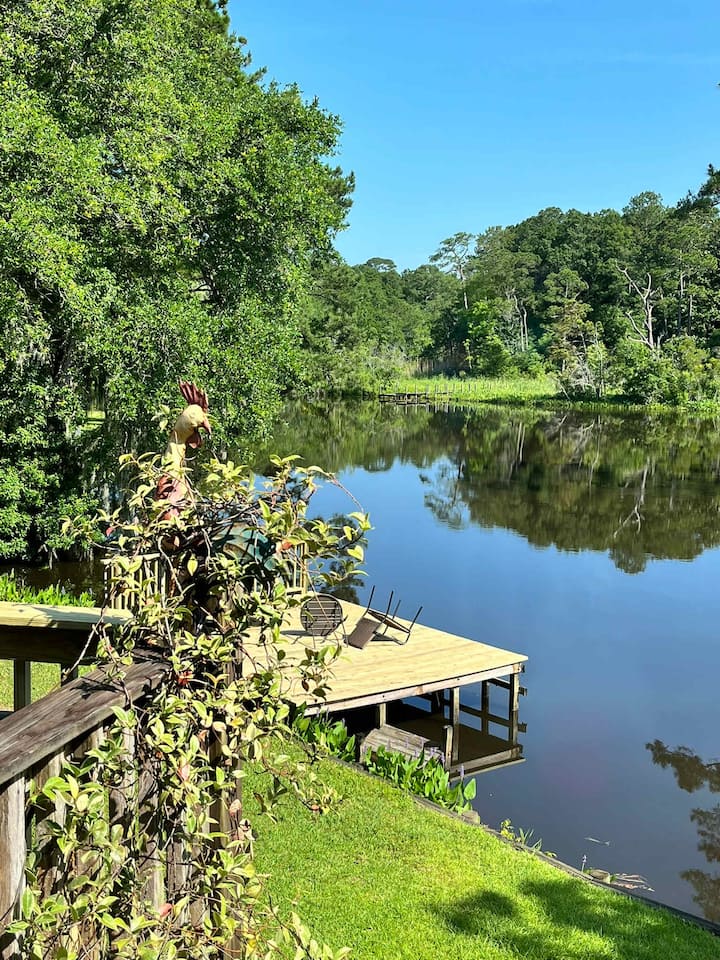 Tara's Riverfront Hideaway - Mobile, AL