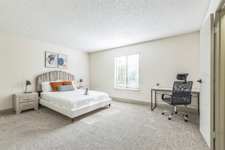 Rosehill Pointe 179 I Spacious 2 Bed 1 Bath - Olathe, KS