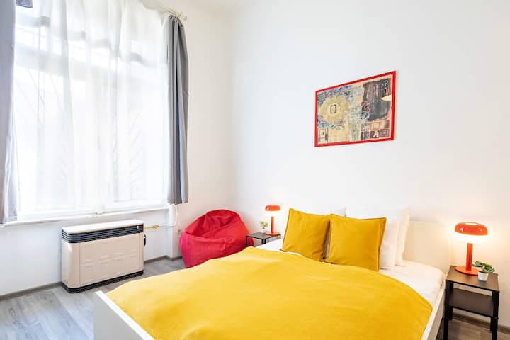 Super Central - Quiet Sleep - Budapest
