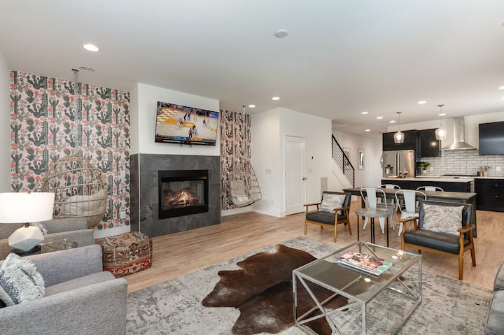 Hurst House - 4 Stylish Homes - Mins To Germantown - Nashville, TN