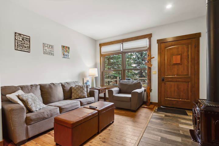 Charming Frisco Getaway – Cozy 1br Retreat Near - Frisco, CO