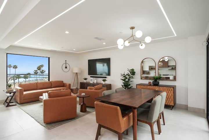 Retro Cool Meets Ocean Magic: A Cdm Masterpiece - Newport Beach, CA