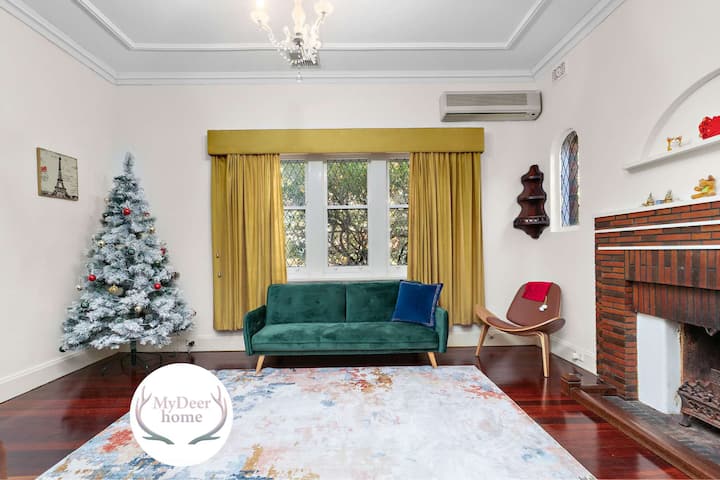 Your Urban Escape | 2br + Study Near Cbd - Blackwood