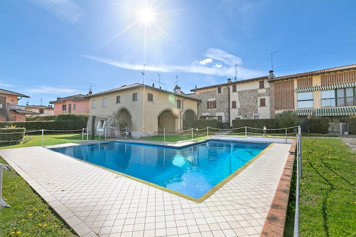 Magnolia House - By Happy Rentals - Sirmione