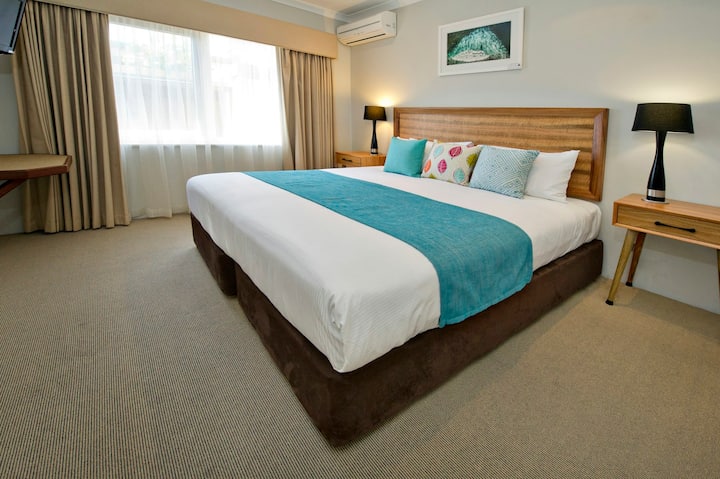 Compact Queen - Town Centre - Margaret River