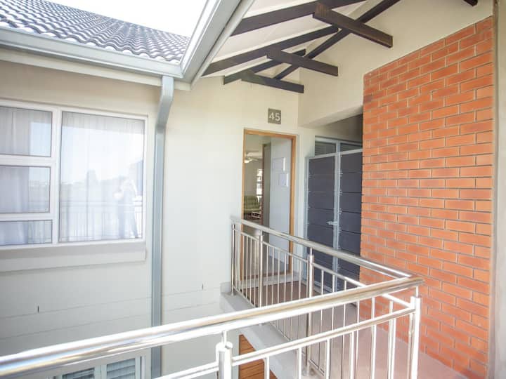Luxury Apartment 45 - George