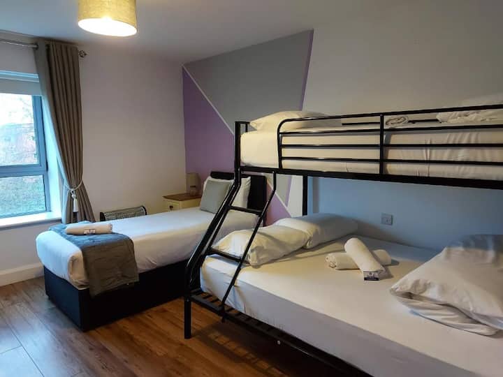 Killarney , Wild Atlantic Apartments Cork Road Killarney, Large Bunk Bed Apartment - Killarney
