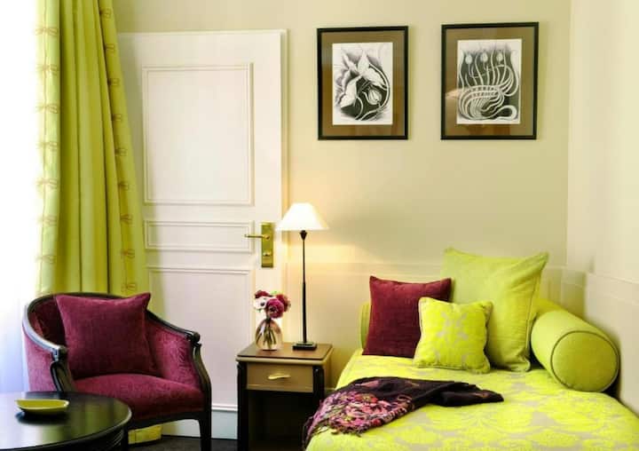 Classic Room At Hotel Tiffany By Fassbind - Geneva