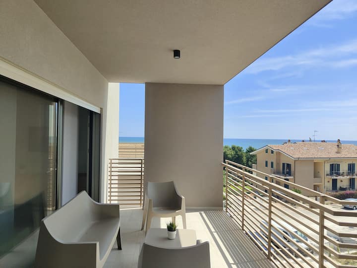 Homiday - Case Vacanza Elea - Interno 8, Elettra - Pineto