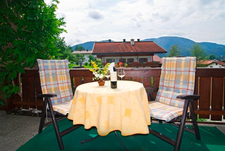 Zwei-raum-wohnung Kaiserblick, 35m² Mit Küche - Reit im Winkl