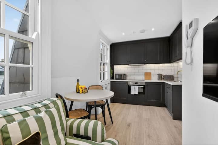 Queens Quarter 1br - Perfect For Couples/work Trip - Belfast