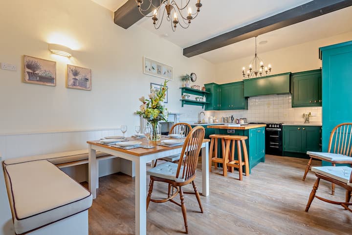 Monkhall 2 - Hereford