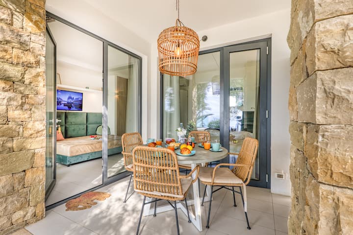 Boutique Pool Apt. Balzi Rossi - Roma 4 - Ventimiglia