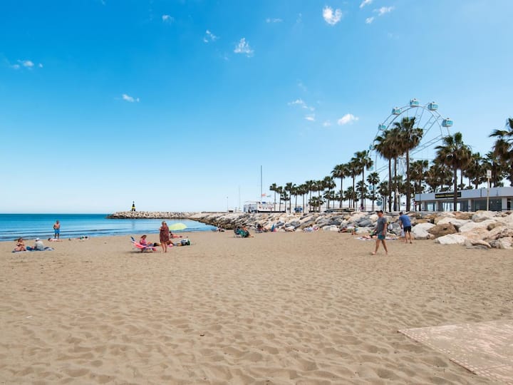 New Solymar Square Apartment - Benalmádena