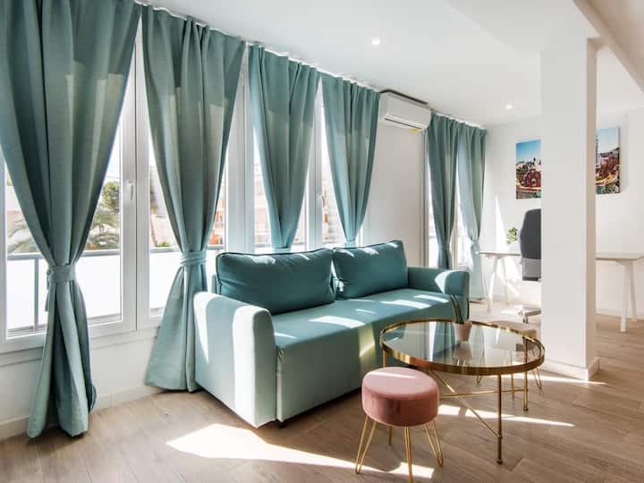 New Solymar Square Apartment - Benalmádena