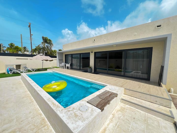 *New Modern Villa W/private Pool + Fully Ac - Aruba