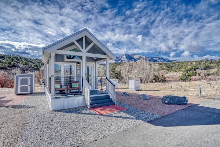 Park Model Cabin Queen & Loft - Salida, CO