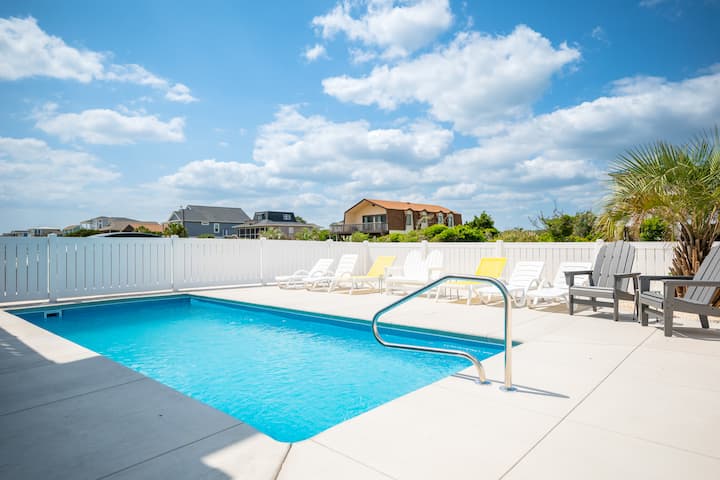 Tar Healin': Private Saltwater Pool And Ocean - Oak Island, NC