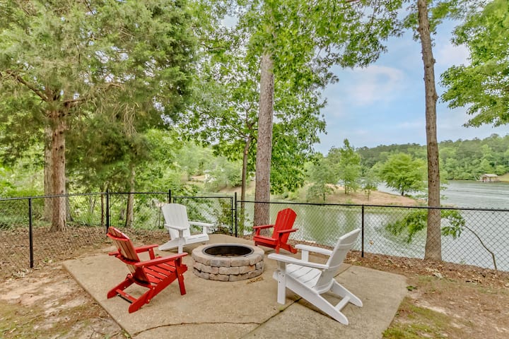 Chic Lakeside Hideaway-close To Ua-5br-game Room - Alabama