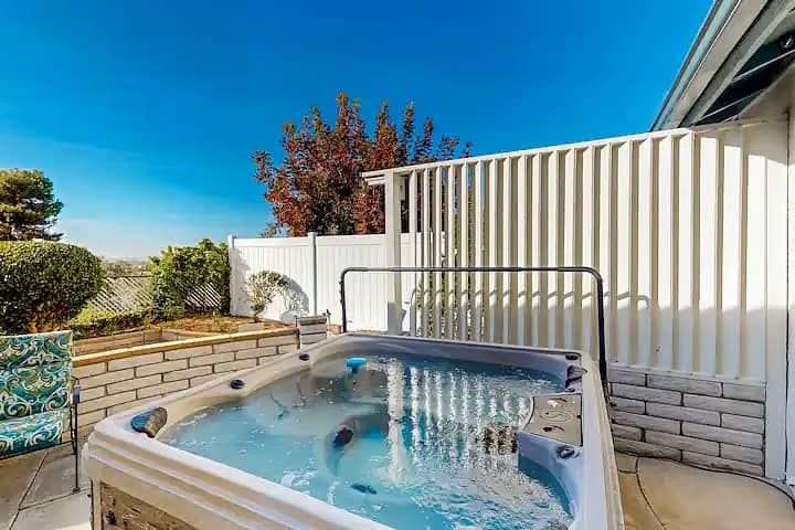New Listing Mira Costa Cottage - Oceanside, Californie