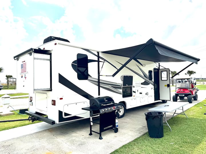 Rv Rental On Beachfront Site Or On The Beach - Surfside Beach, TX