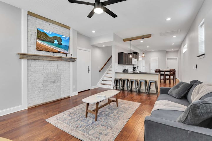 Housepitality - The Urban Roost 2 - Grove City, OH