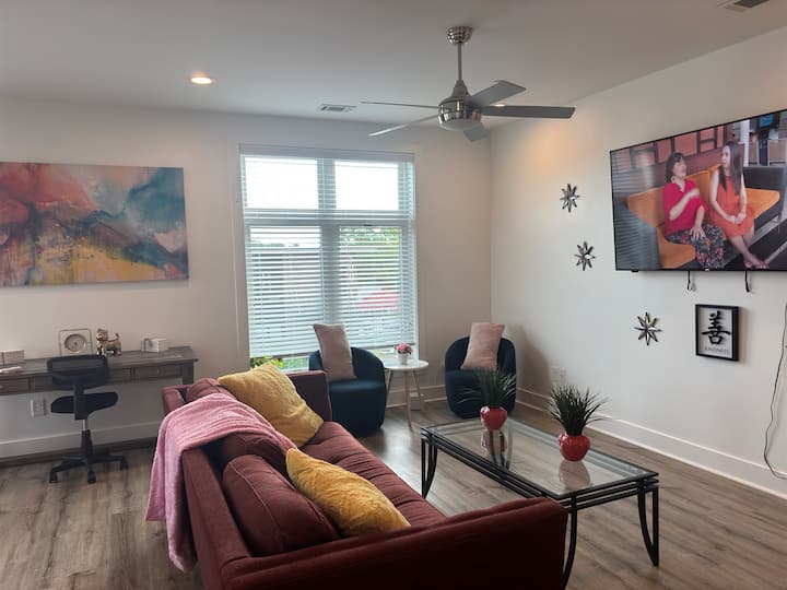 Gated 2br In Greenville W/vibes - Greenville