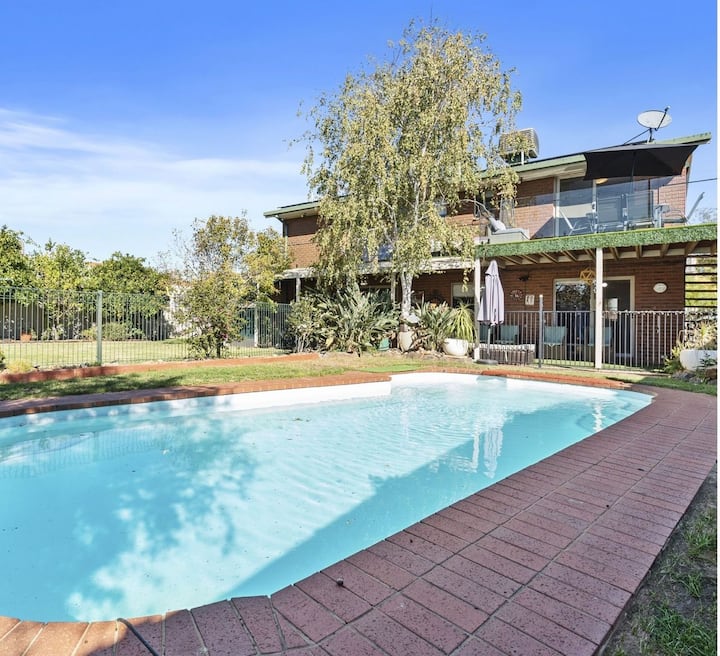 Cade Retreat - Yarrawonga