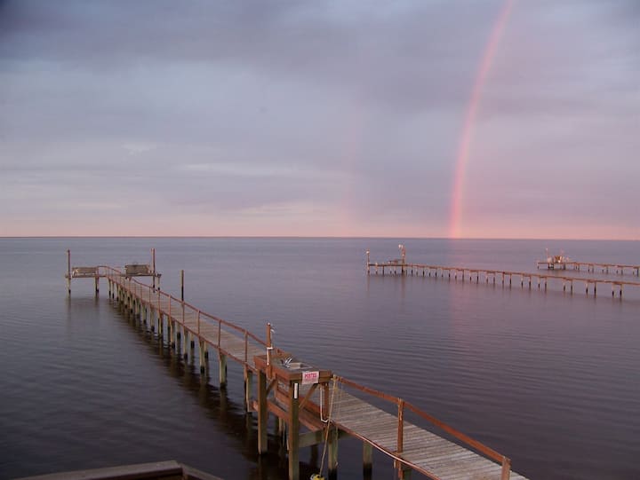Copano Comfort A Bayfront Cottage - Rockport, TX