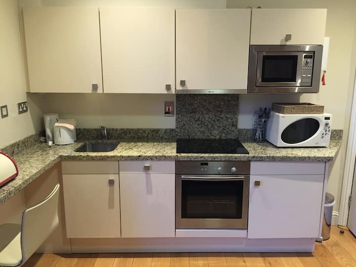 Cosy, 1-bedroom Apartment - Cork