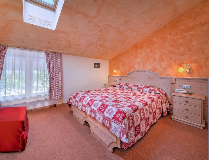 Half Board Cozy Mountain Room - Baselga di Piné
