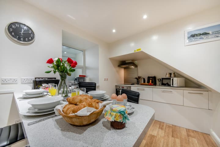 2 Bed In Tenby (Oc-t28988) - Tenby