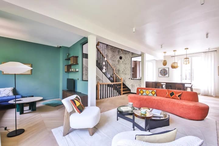 Maison Moderne Avec Jardin, Garage Et Terrasses - Clamart