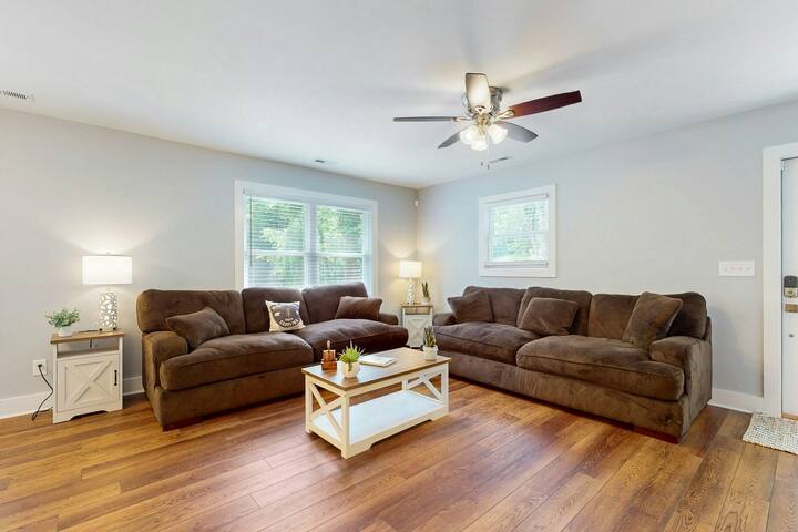 2br Home W/wifi, Board Games And Washer & Dryer - Hendersonville, NC