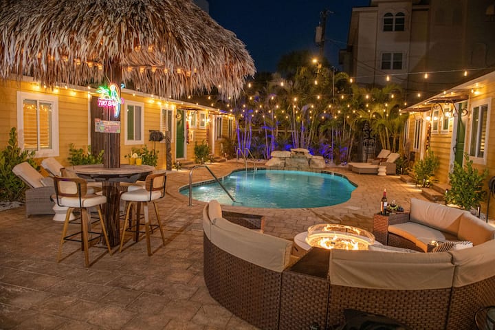 King Bed-step To Madeira Beach-heated Pool-private - Treasure Island, FL