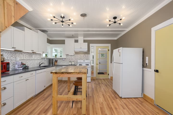 Charming 1 Bedroom In The Heart Of Goosetown - Butte, MT