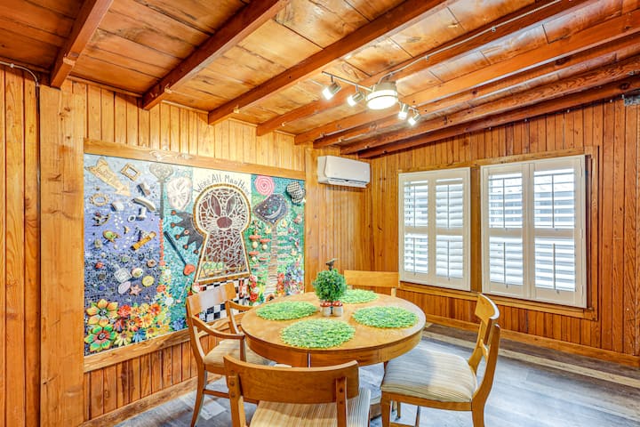 Deck, Hot Tub & Lake View: Brownwood Home! - Lake Brownwood, TX