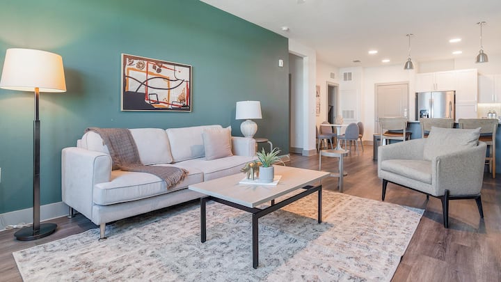 Landing | Amazing 2bd, Courtyard, Gym - Lake Mary, FL