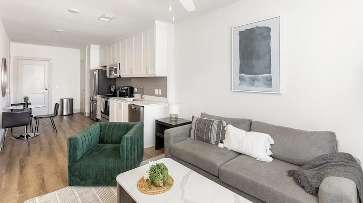 Landing | Stunning 1bd, Clubhouse, Gym - Huntsville, AL