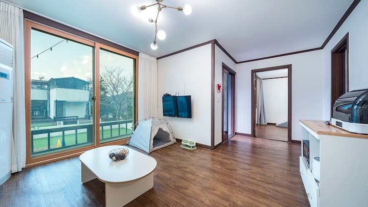 #반려동반 #계곡 #고수동굴 말티3애견1마리무료개별운동장사계절bbq독채형 - 고아읍