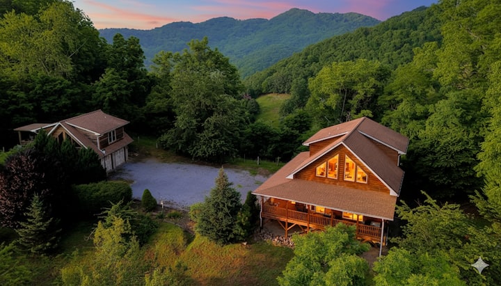 *New Spacious 5br Retreat - Near Maggie Valley - Waynesville, NC