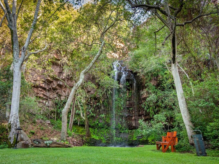 Waterfall Villa - Bela-Bela