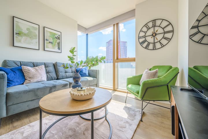 Modern & Stylish 2 Bed Flat In Central Birmingham - Birmingham