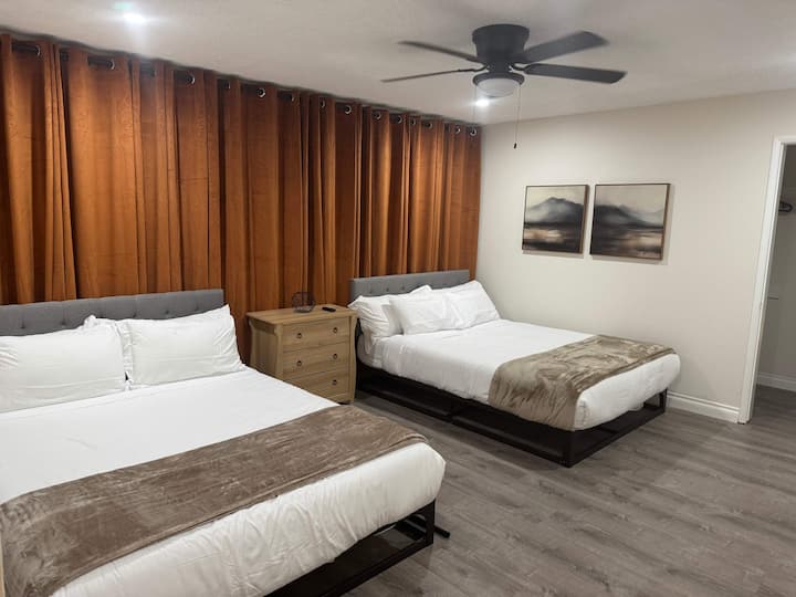 Las Vegas Oasis: 1br Apartment With Pool, Near Lvc - NAB Show