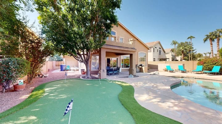 Sleeps 10! Heated Pool~putt Putt~dogs Welcome! - Chandler, AZ